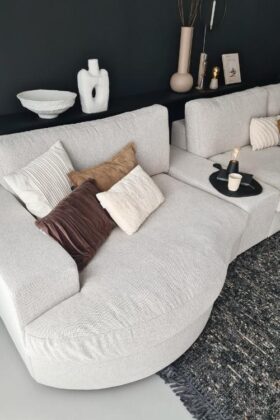 Een bank met ronde vormen - Huizedop